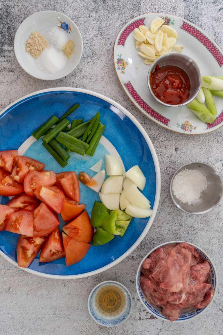 Quick & Juicy Beef and Tomato Stir Fry Recipe (Restaurant-Style!)
