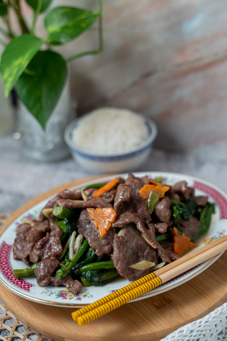 Quick & Delicious Beef with Gai Lan (Chinese Broccoli) Recipe