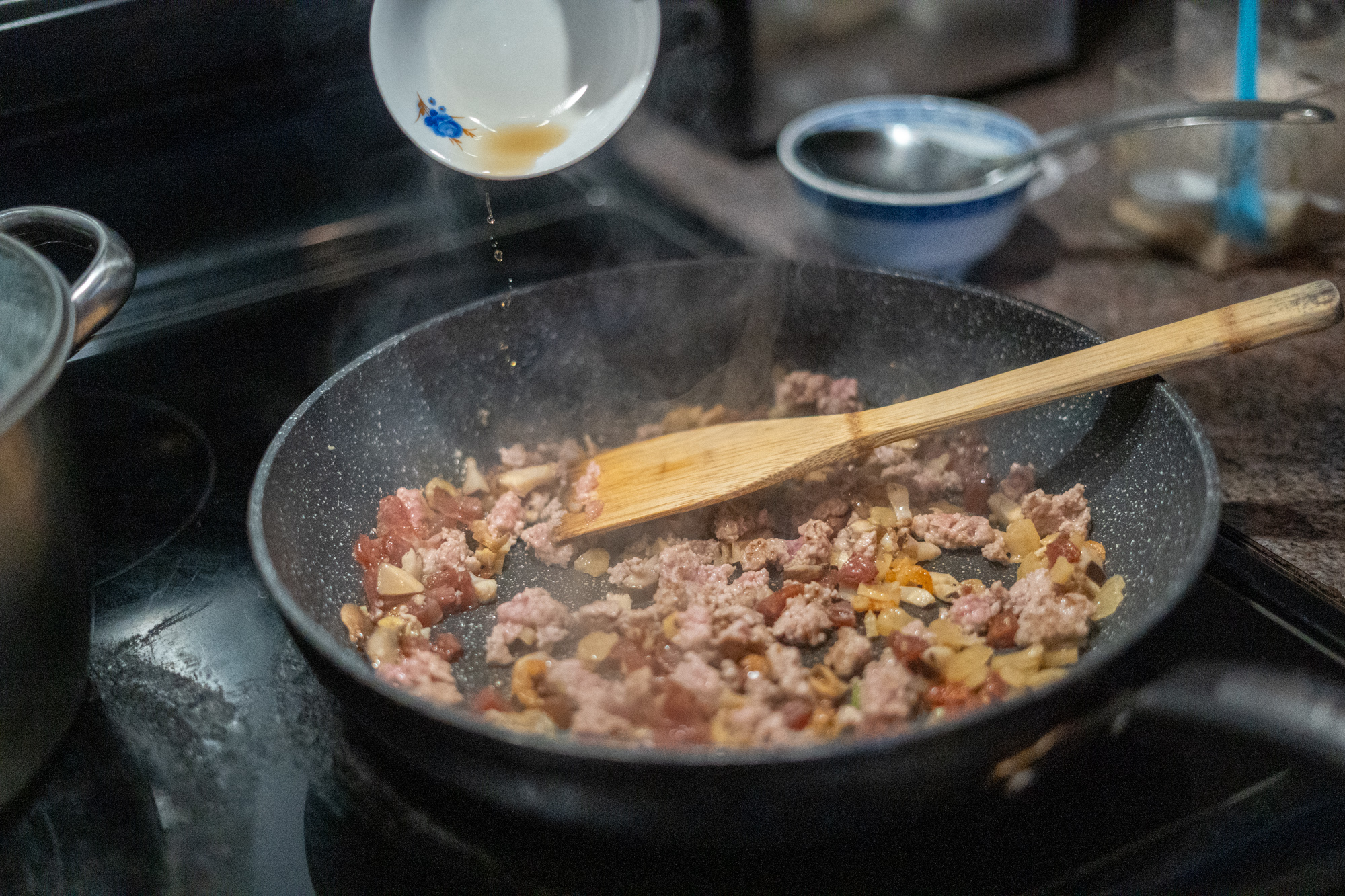 Perfectly Chewy Glutinous Rice Dumplings (Ham Sui Gok) Recipe